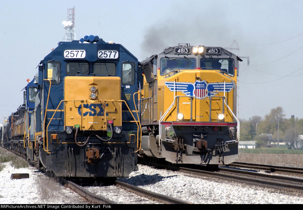 CSXT-2577 (EMD GP38-2)